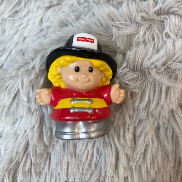 Fisher-Price | Toys | Fisher Price Little People Firefighter 200 | Poshmark